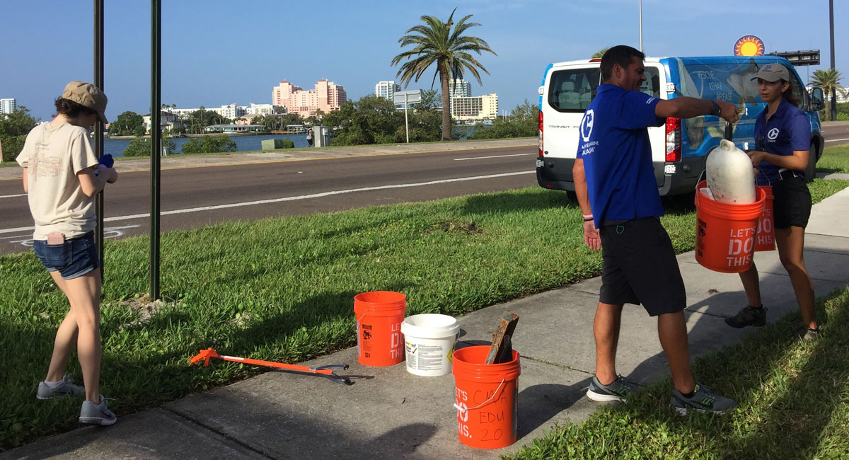 820 Pounds of Trash Collected at Coastal Cleanup on Memorial Causeway ...